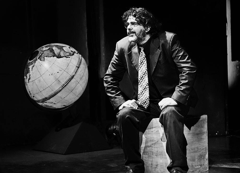 Το «LEBENSRAUM» του Θανάση Τριαρίδη στο «Αντιγόνη Βαλάκου ...