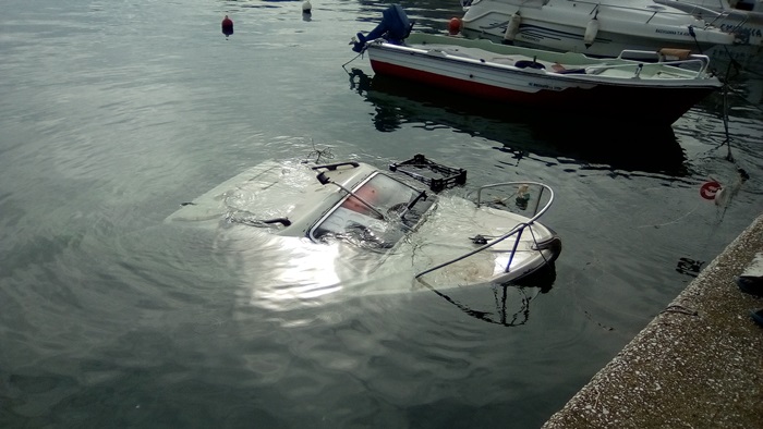 Βυθίστηκαν βάρκες στο λιμανάκι των Σφαγείων - KavalaWebNews.gr
